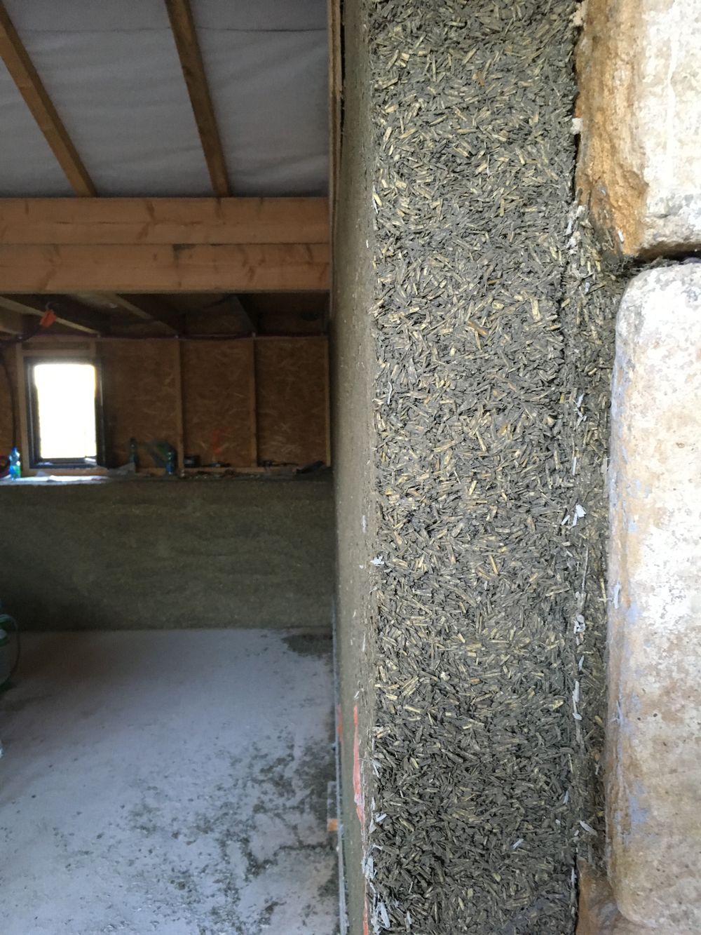 Octobre 2019 : isolation par béton chaux chanvre – Blog Carlux